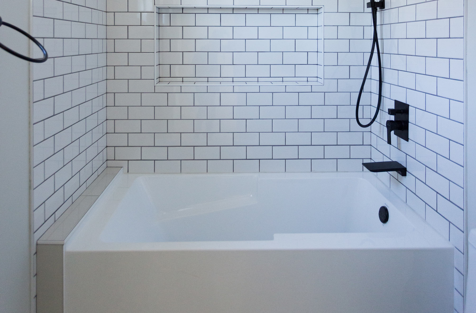 Choosing the Right Tiles for Your New Bathroom