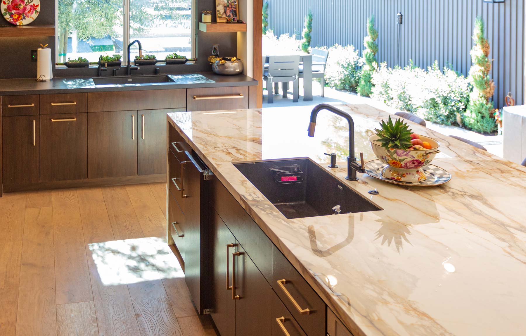 California Kitchen Design: Trends, Layouts & Ideas