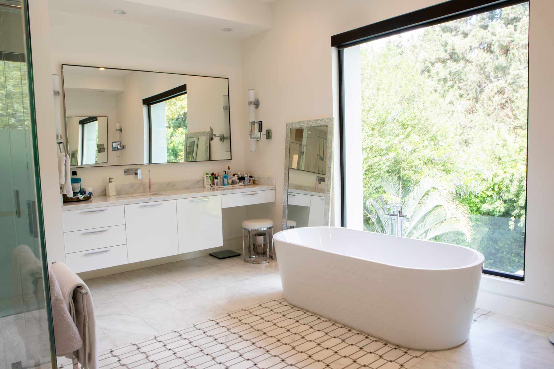 Breathe Easy: Mastering the Art of Bathroom Ventilation